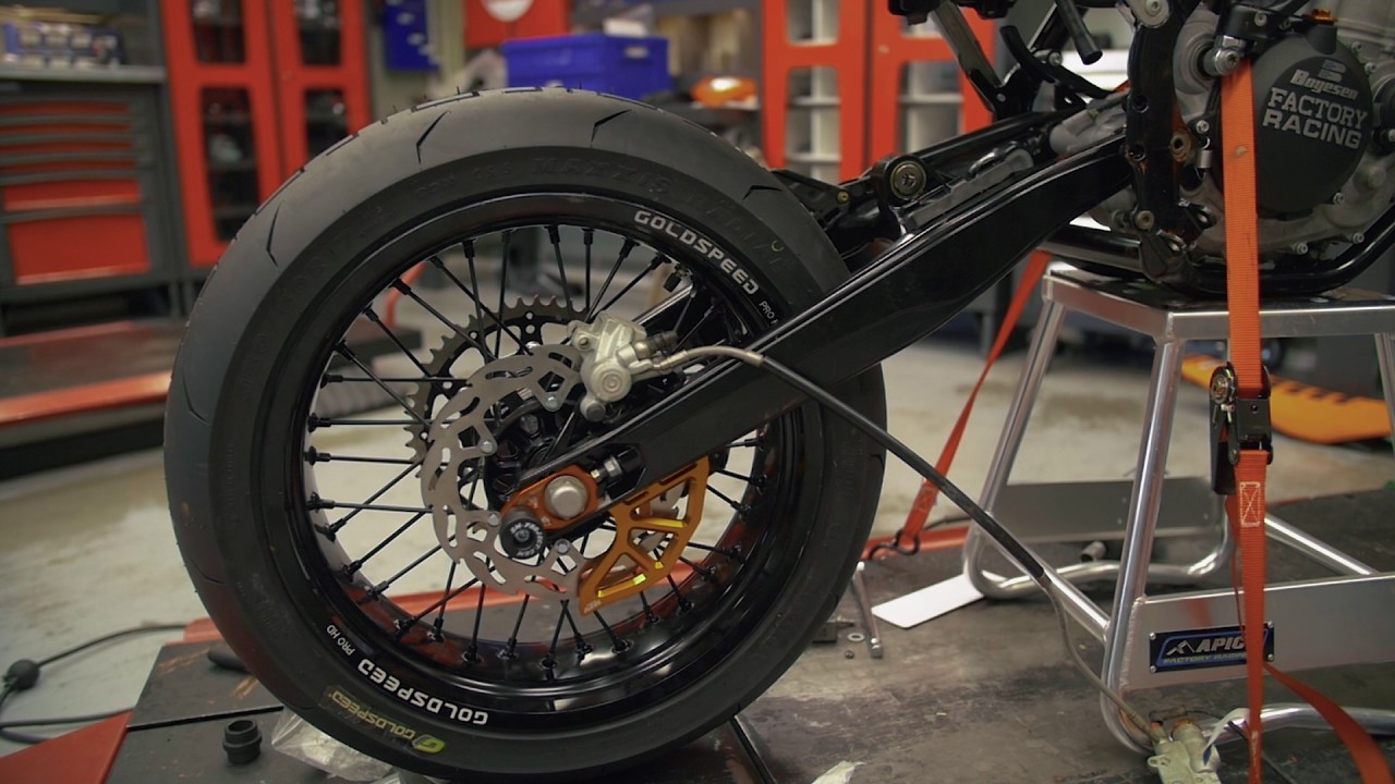 PUTTING THE EXC500 BACK TOGETHER! - KTM SUPERMOTO BUILD EP 9 - YouTube