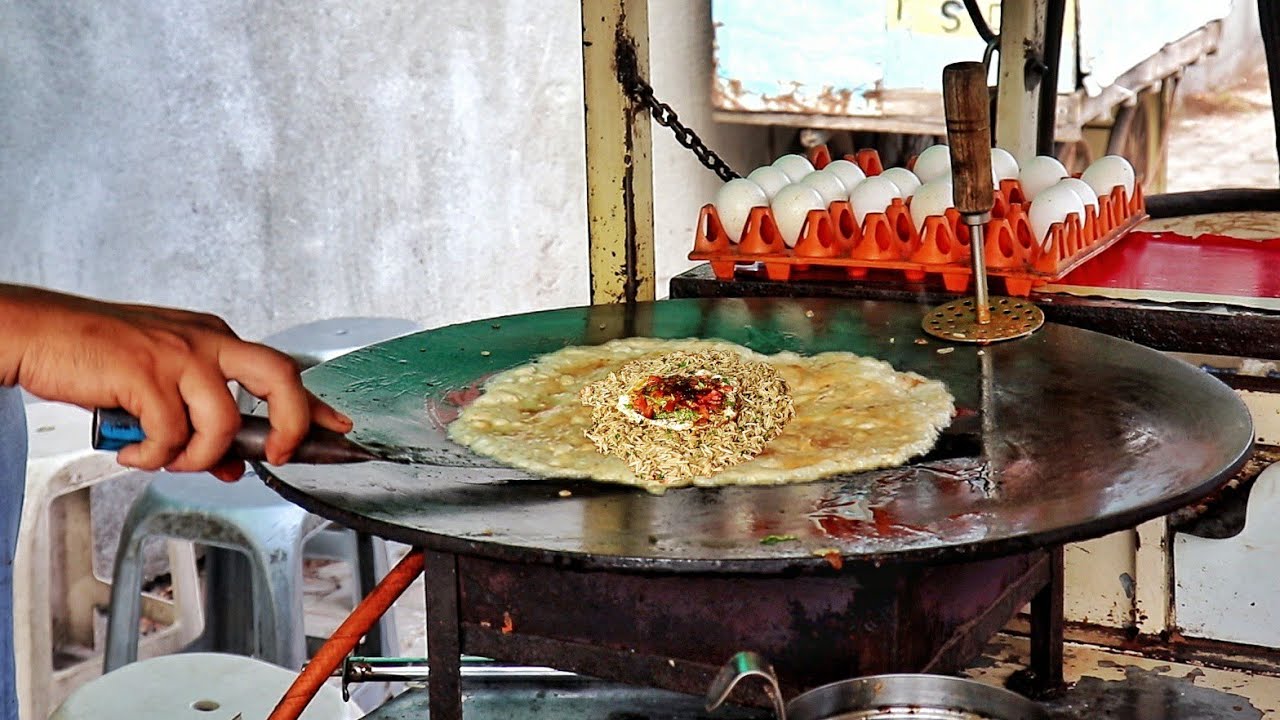 Roadside Four Layer Rajwada Egg Dish | Ultimate Egg Rice Making | Egg ...