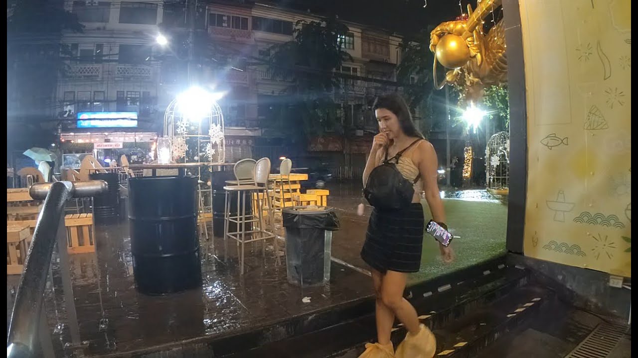 2022, Nov 23 - 🇹🇭 BANGKOK NOMAD temple with croc🐊 วัดที่มีจระเข้ - justketh Twitch VOD - YouTube