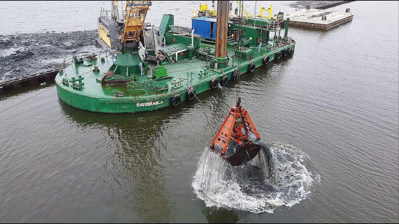 Przekop Mierzei Wiślanej -24.10.2022 Etap2 Pogłębianie i budowa toru ...