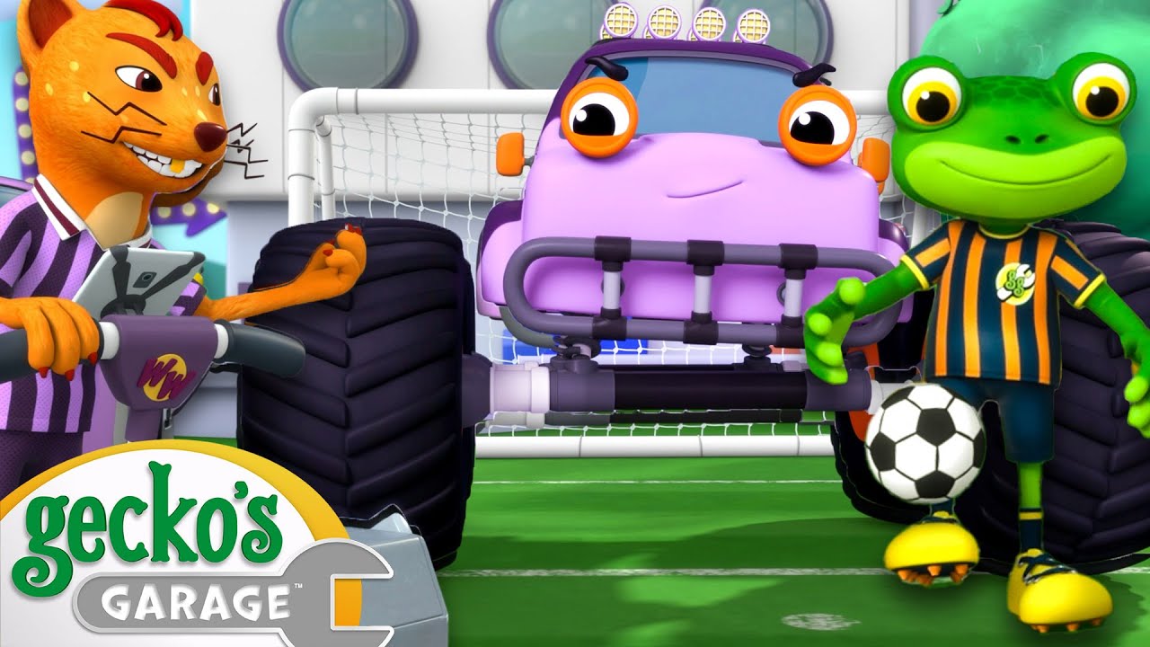 Gecko Vs Weasel Football Mix Up | Monster Truck| Animal for Kids ...