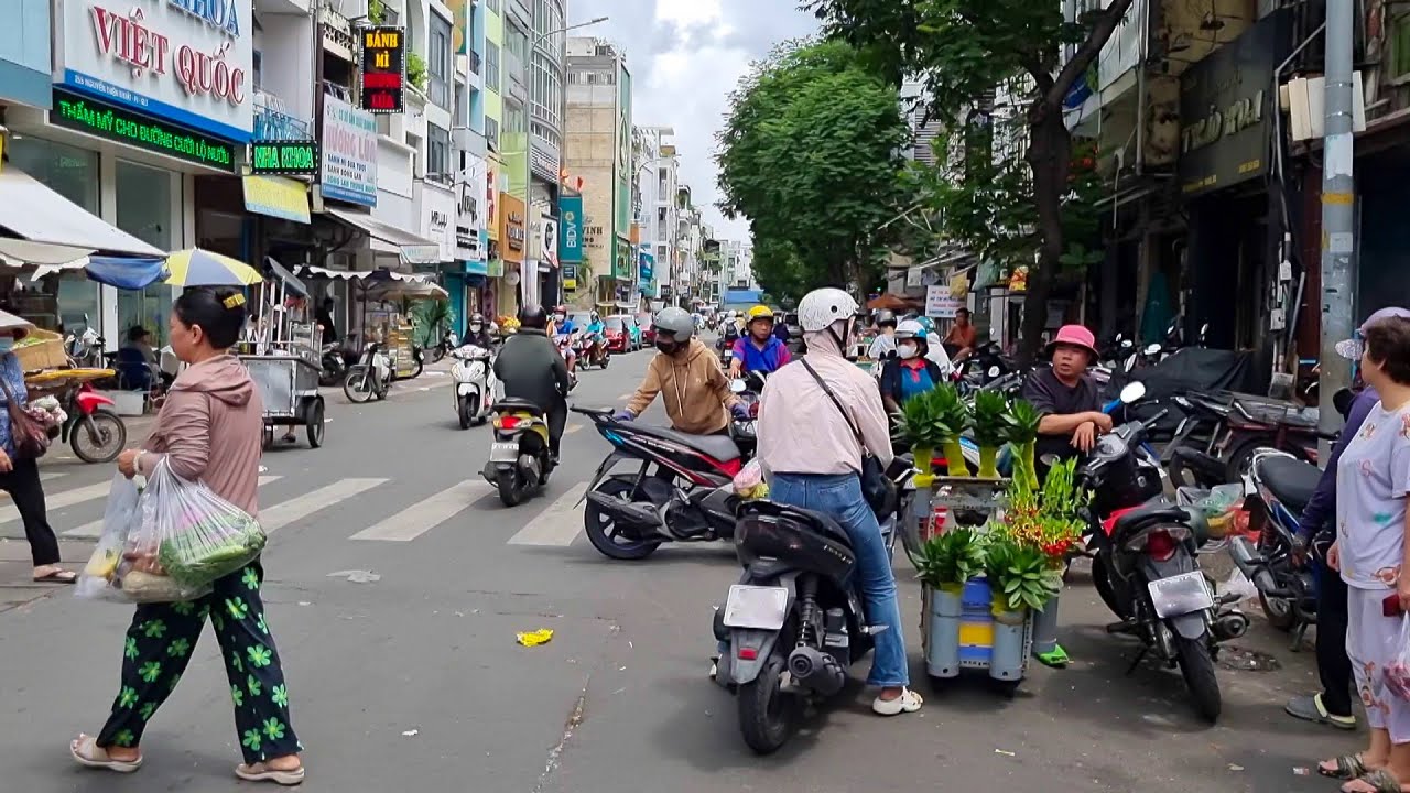 Vietnam || Ban Co Market || Ho Chi Minh City - YouTube
