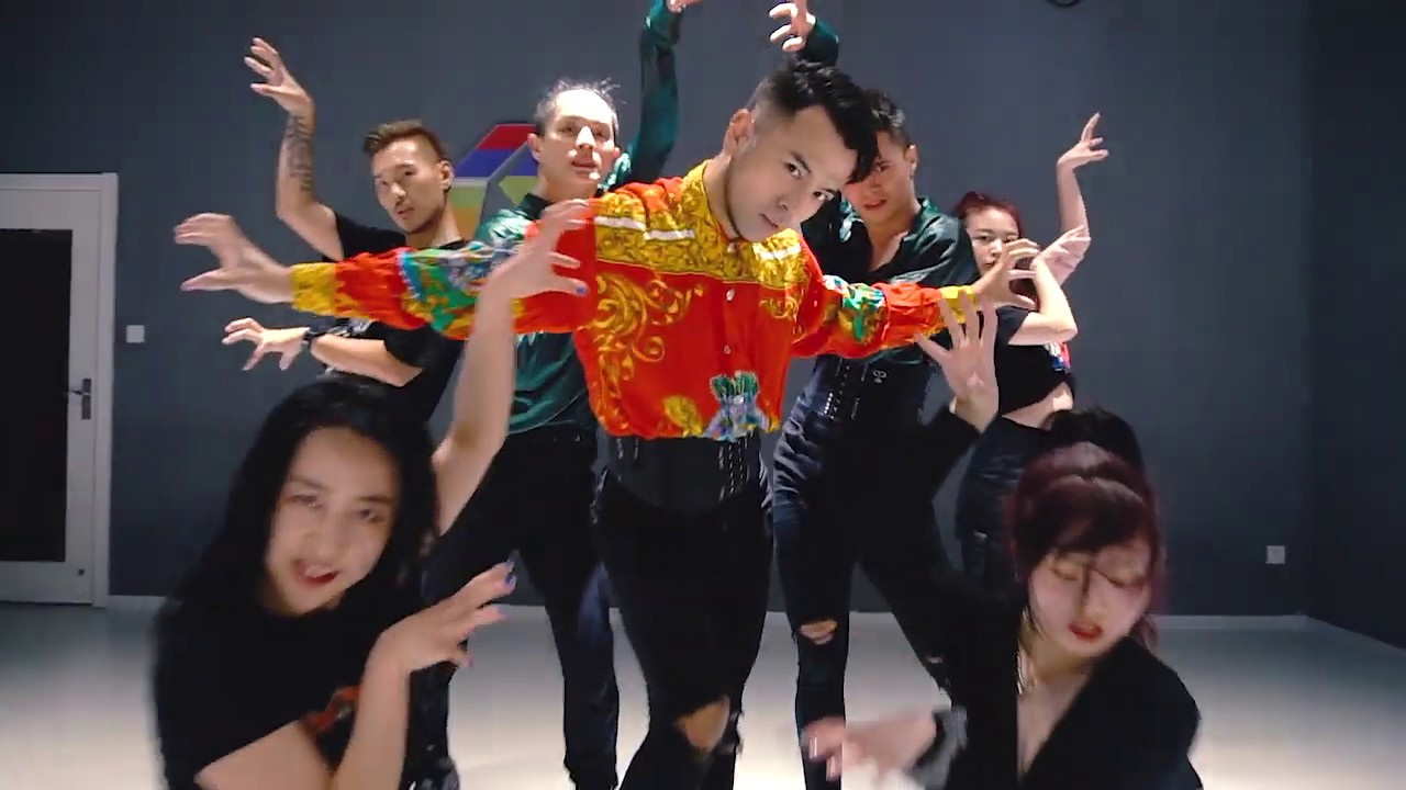 Kevin Shin Choreography 青春有你2 《Lion》 - YouTube