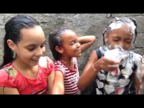 Desafio tire o shampoo primeiro - YouTube