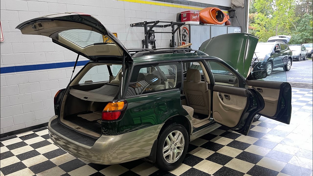 2001 Subaru Outback 55k - Video Walk Around - YouTube