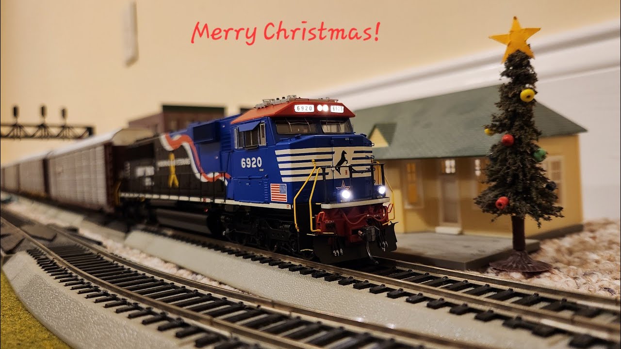 Jingle Bells ... but with HO Scale Locomotives - YouTube