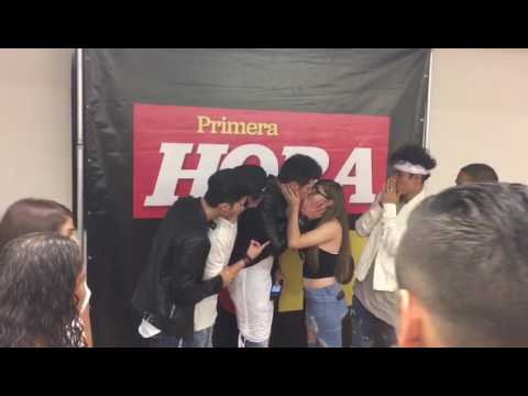Fan besa a zabdiel (CNCO)
