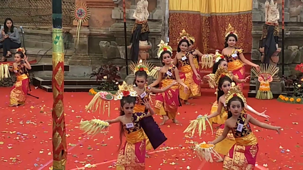 Dian tari gabor - YouTube