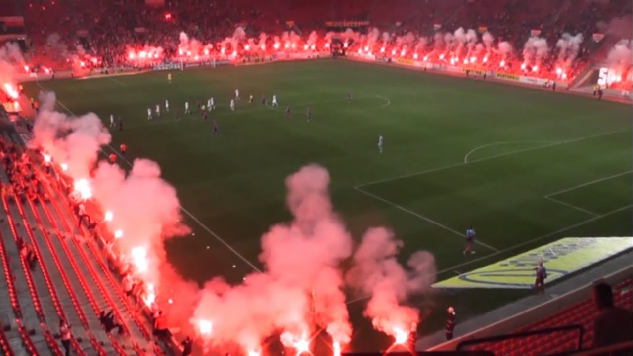 Slavia Ultras / Tribuna Sever 2006 - 2014 - YouTube