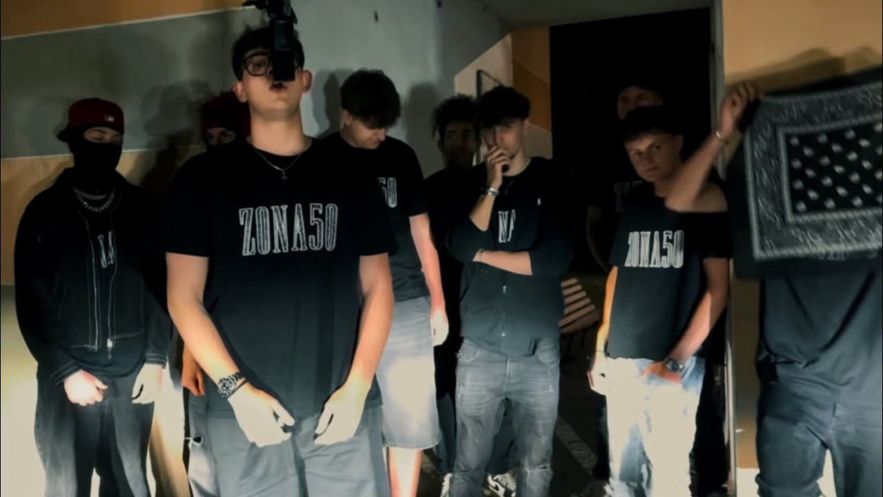 Berta - WHAT’S UP ( Official Video ) - YouTube