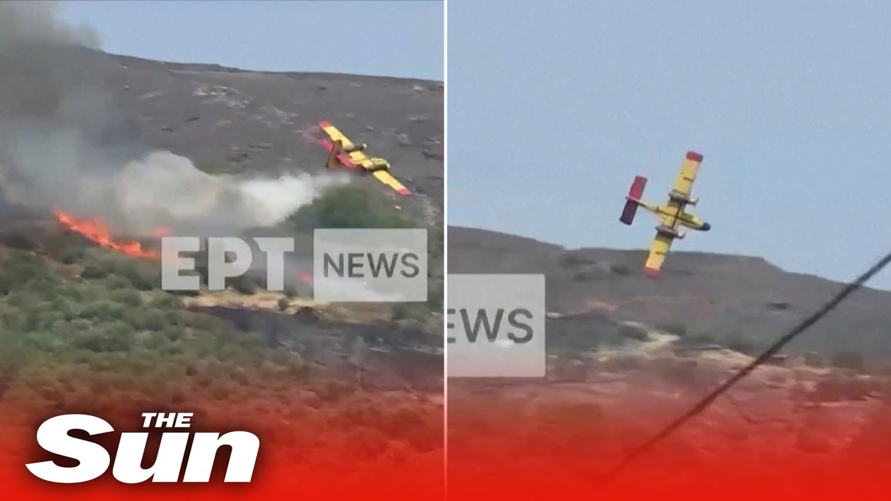 Firefighting plane CRASHES while dousing blaze in Greece - YouTube