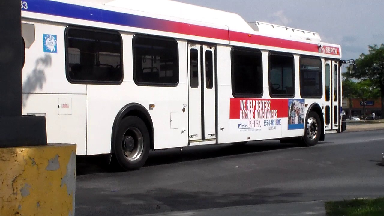 SEPTA BUS: HYBRID NEW FLYER DE41LF 8233 ON ROUTE: 47 - YouTube