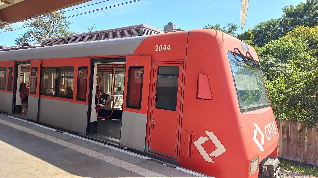 (CPTM)série 2000(K044)saindo da estação USP Leste,linha 12 Safira - YouTube