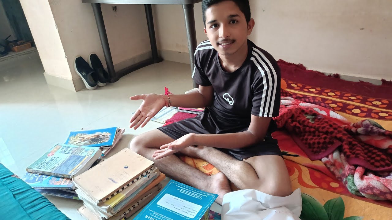 My Std 12 Ki Books 😲🤯 - YouTube