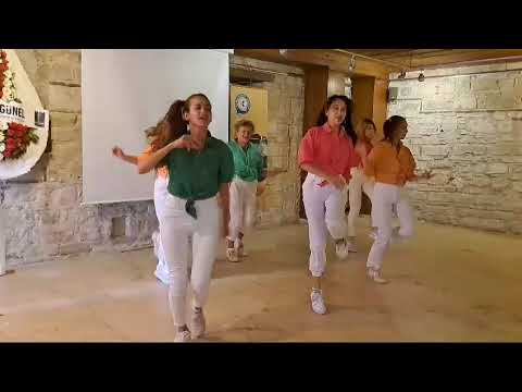 Burçin Orhon Kuşadası'nda dansın önemini anlattı