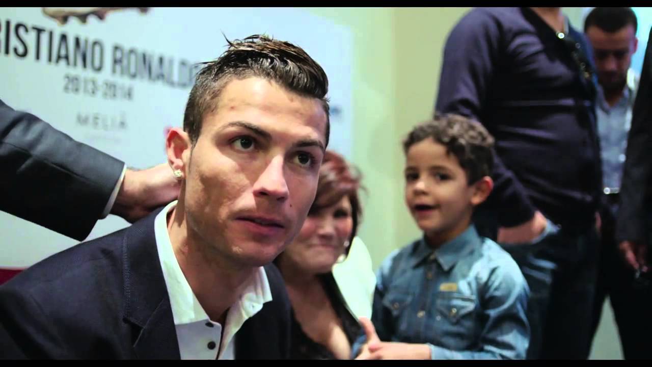 Movie trailer for Cristiano Ronaldo - YouTube