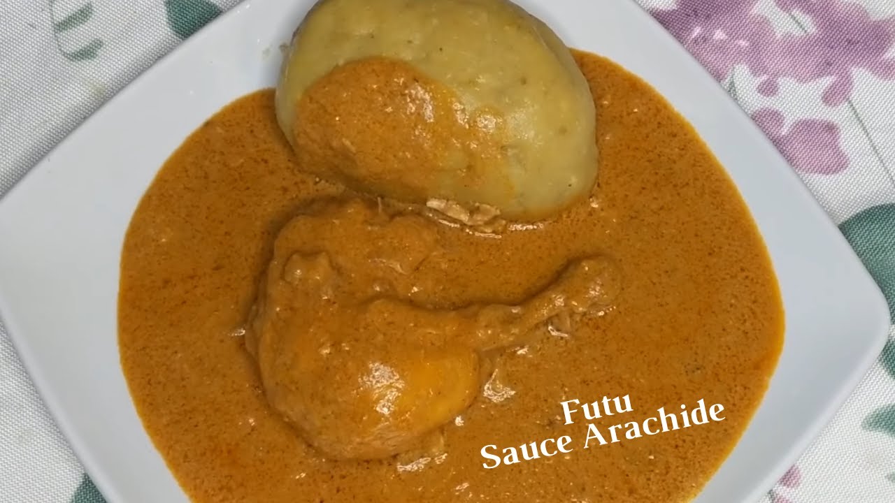 Foutou Banane Plantain et sauce d’Arachide || Groundnut Soup And Futu ...