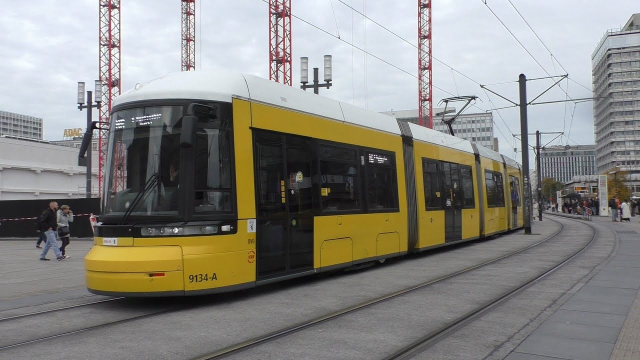 3 Trams in Downtown Berlin - YouTube