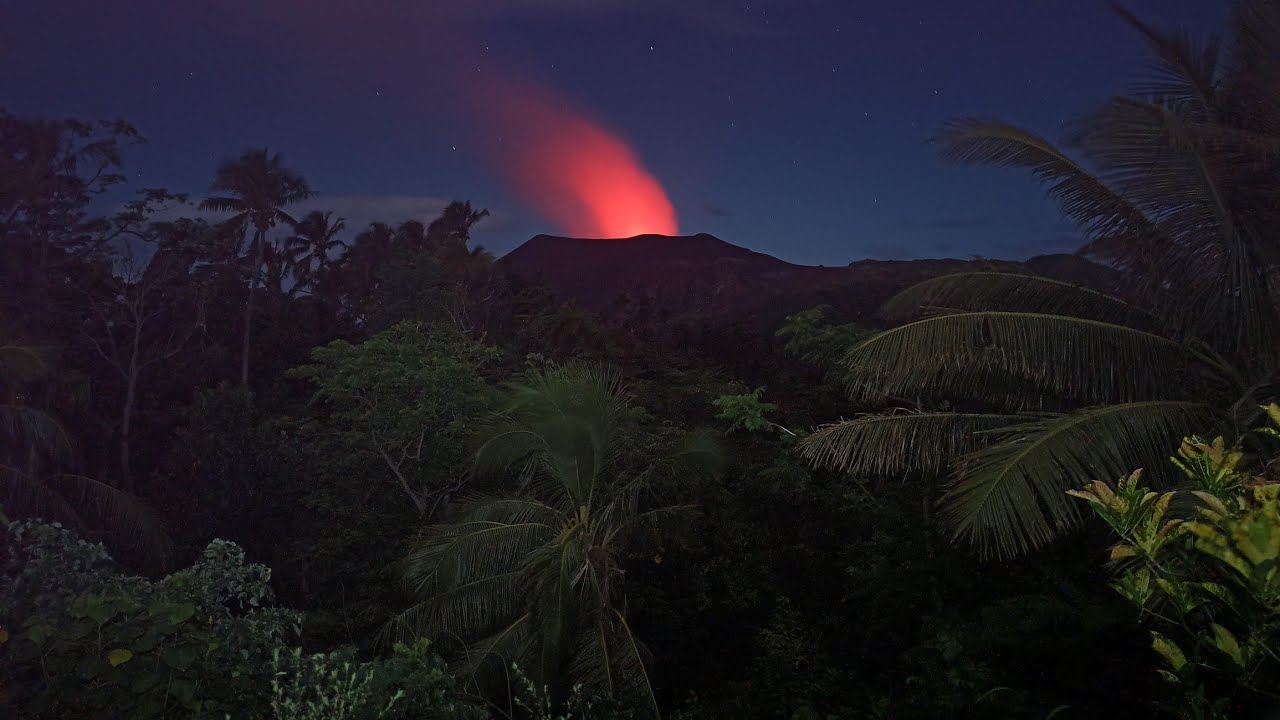 Amazing Tanna Island, Vanuatu: Port Resolution, White Sands Beach ...