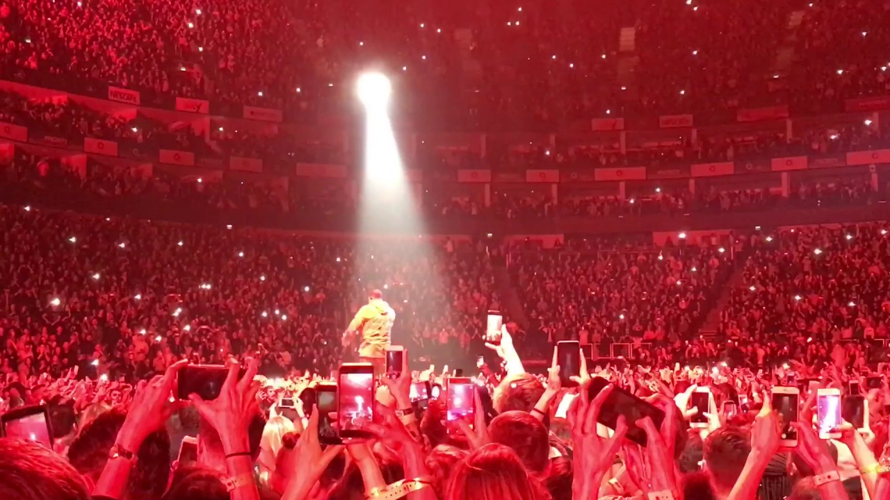 The Weeknd (ft Drake) London O2 Arena 8/3/17 - YouTube