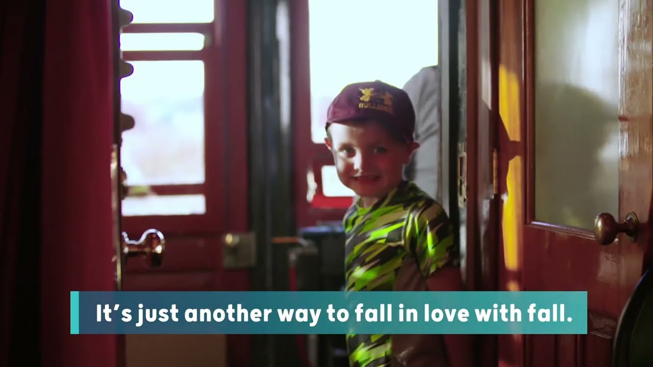 Fall Color Train in Spooner, WI - YouTube