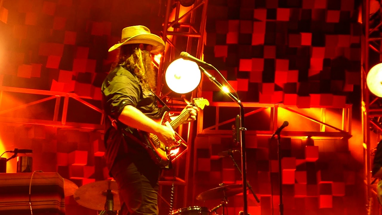 Chris Stapleton "Fire Away" Live Toronto August 17 2019 - YouTube