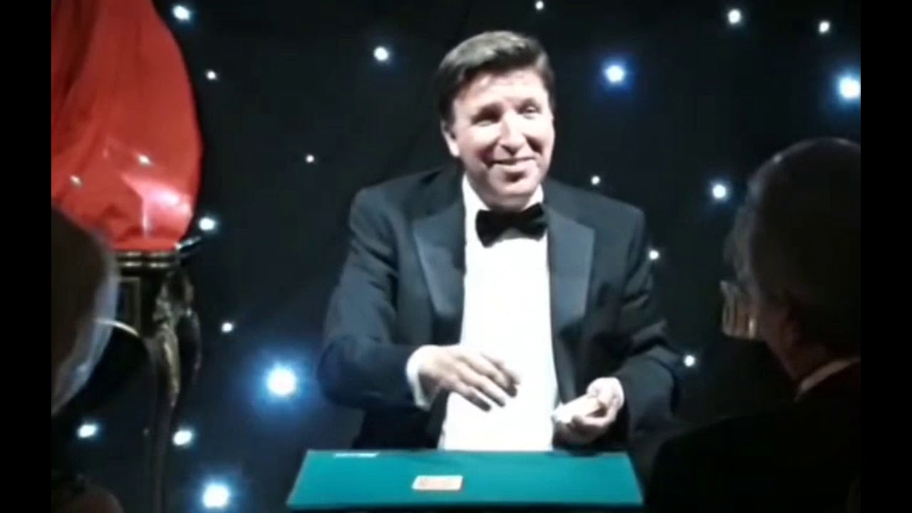 Paul Gordon Magician - Card Magic LIVE in 2018 from Paul's best-selling ...