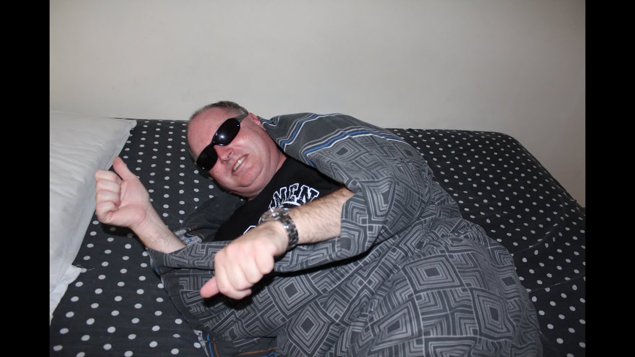 Darren Ross - Madness (Single Preview) - YouTube