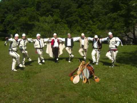 Gurra e Rugoves ,, valle me fyll lahut dhe qifteli - YouTube