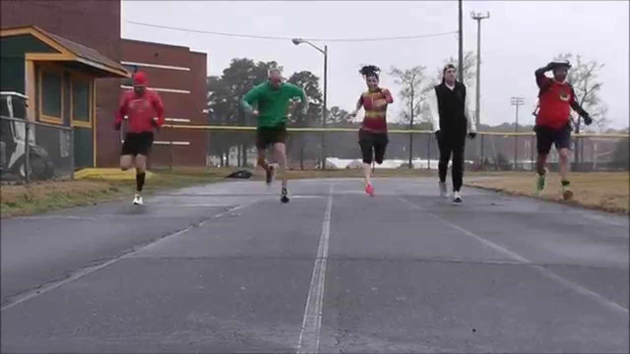 Super Awkward Runners - YouTube