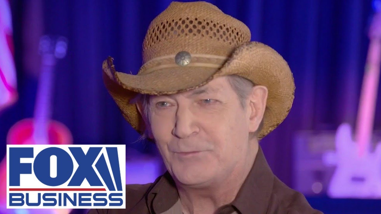 Doug Seegers shares his story from homelessness to country star - YouTube