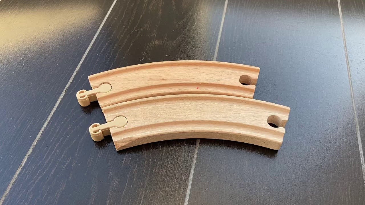 Visual proof of the Jastrow illusion - YouTube