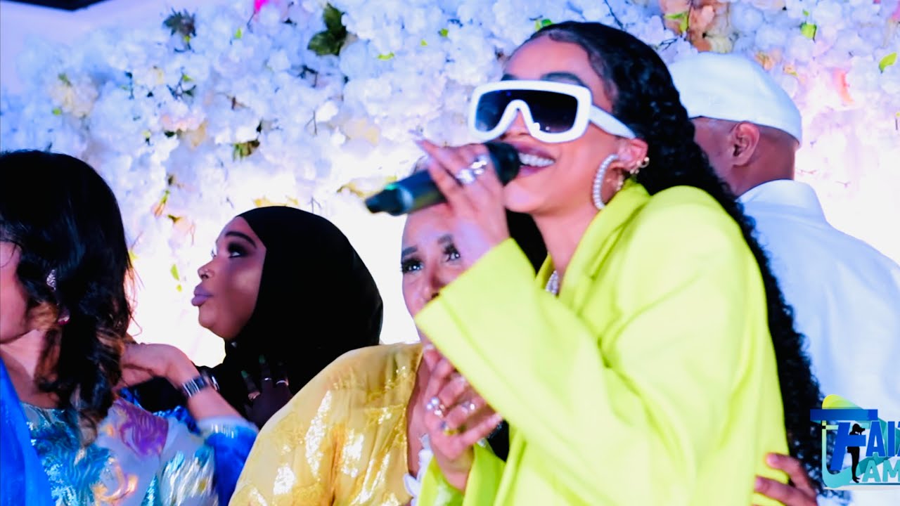 SABRIINA MUUSE HEES SHIDAN BUURTA YADA :SHOWGII FARHIYA KABAYARE LONDON ...