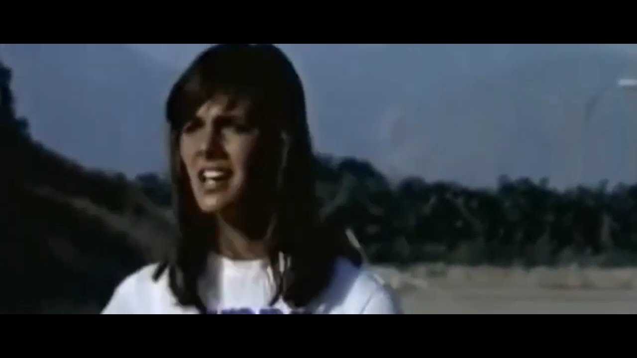 Off The Mark (1987) Jadzia Lose The Race - YouTube