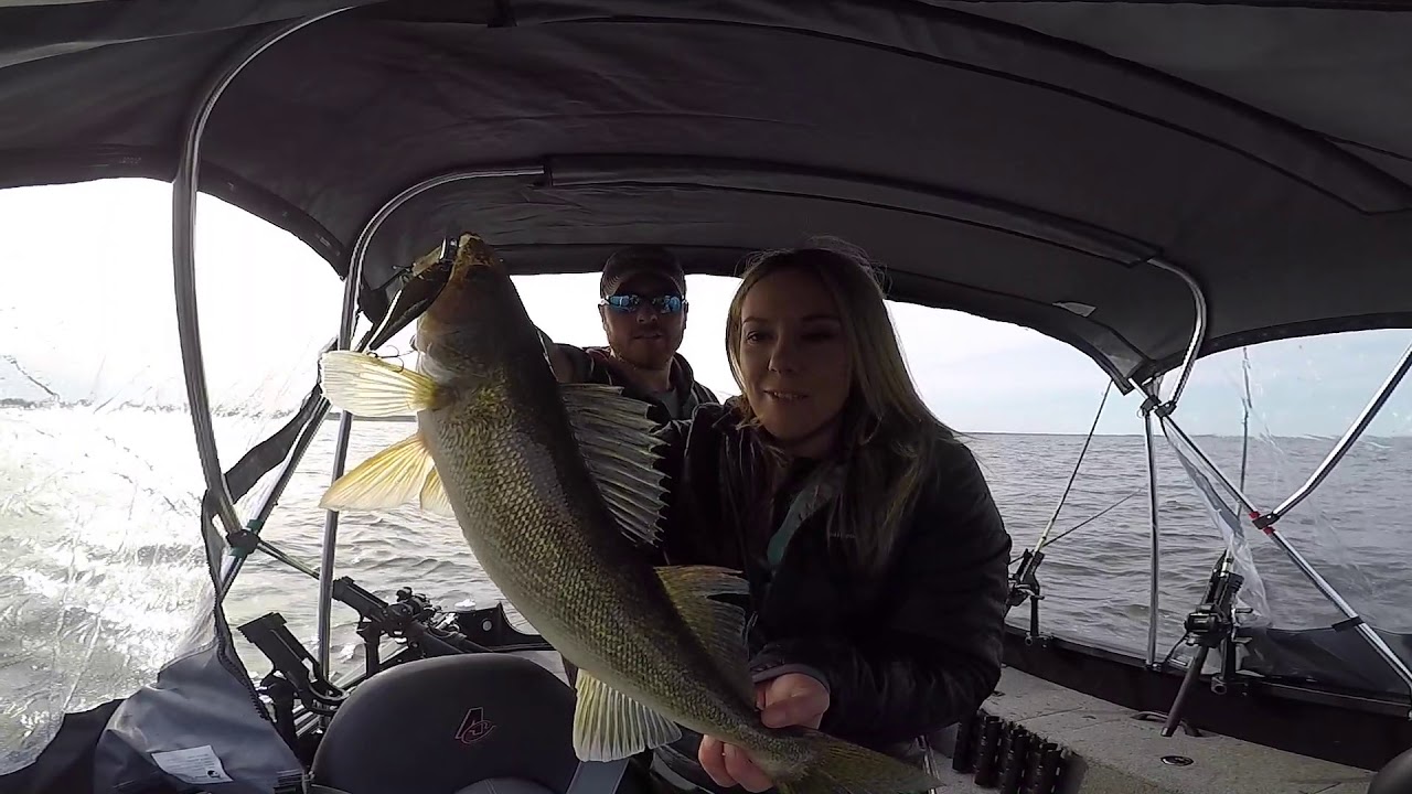 Trolling Green Bay Walleyes 5-4-16 - YouTube