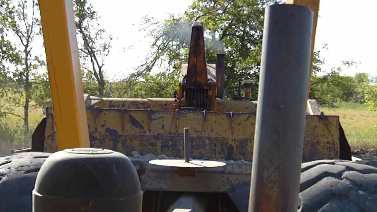Tiny Dozer vs Big Scraper - YouTube