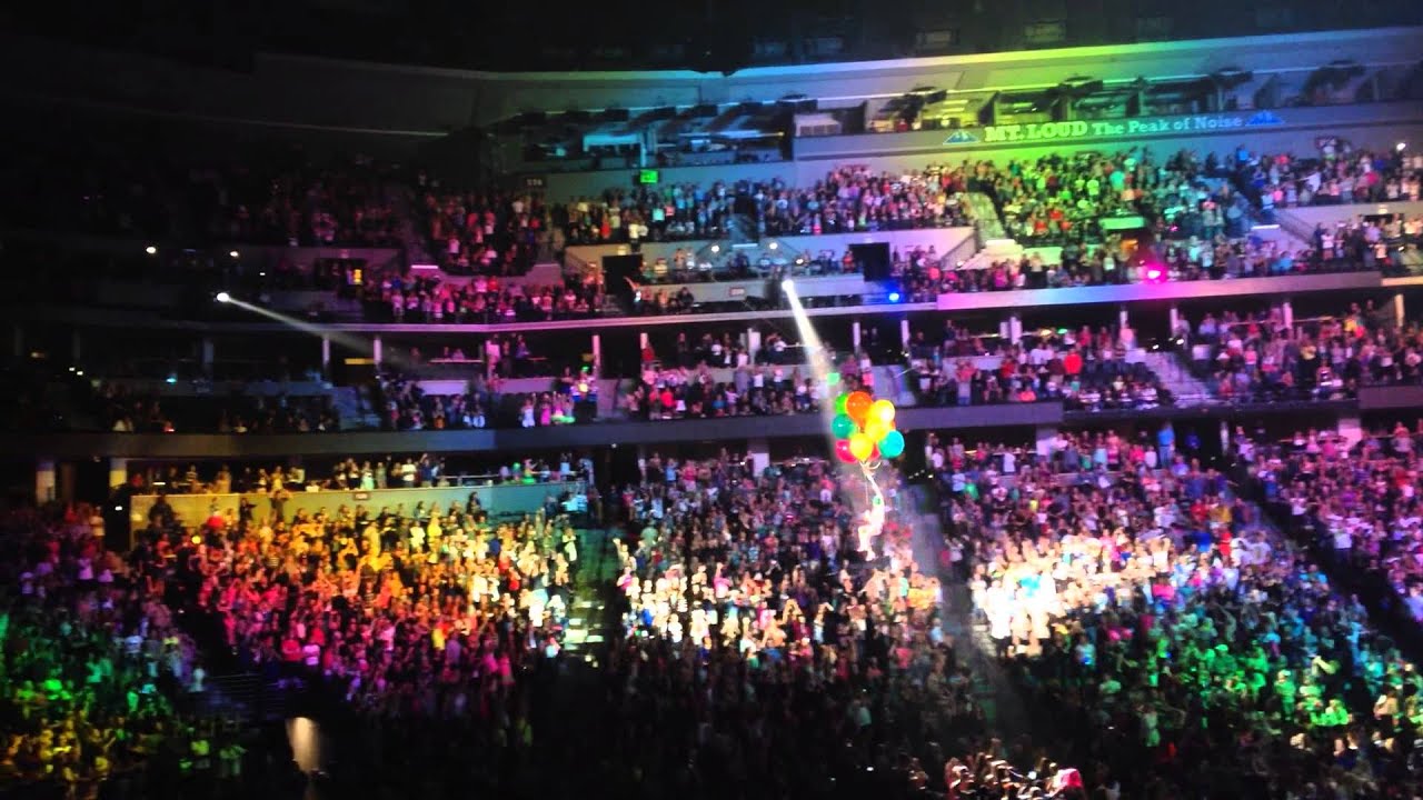 Katy Perry Birthday Prismatic World Tour Denver - YouTube