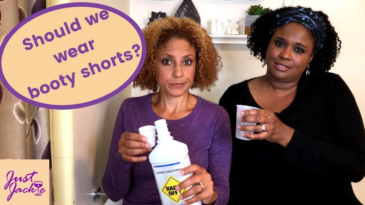 Girls Wearing Booty Shorts Toilet Tale Youtube 0749