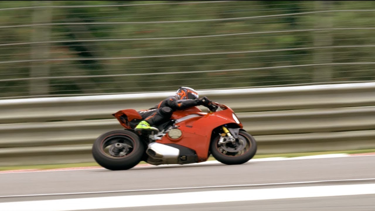 Shell Ducati Riders' Day - YouTube