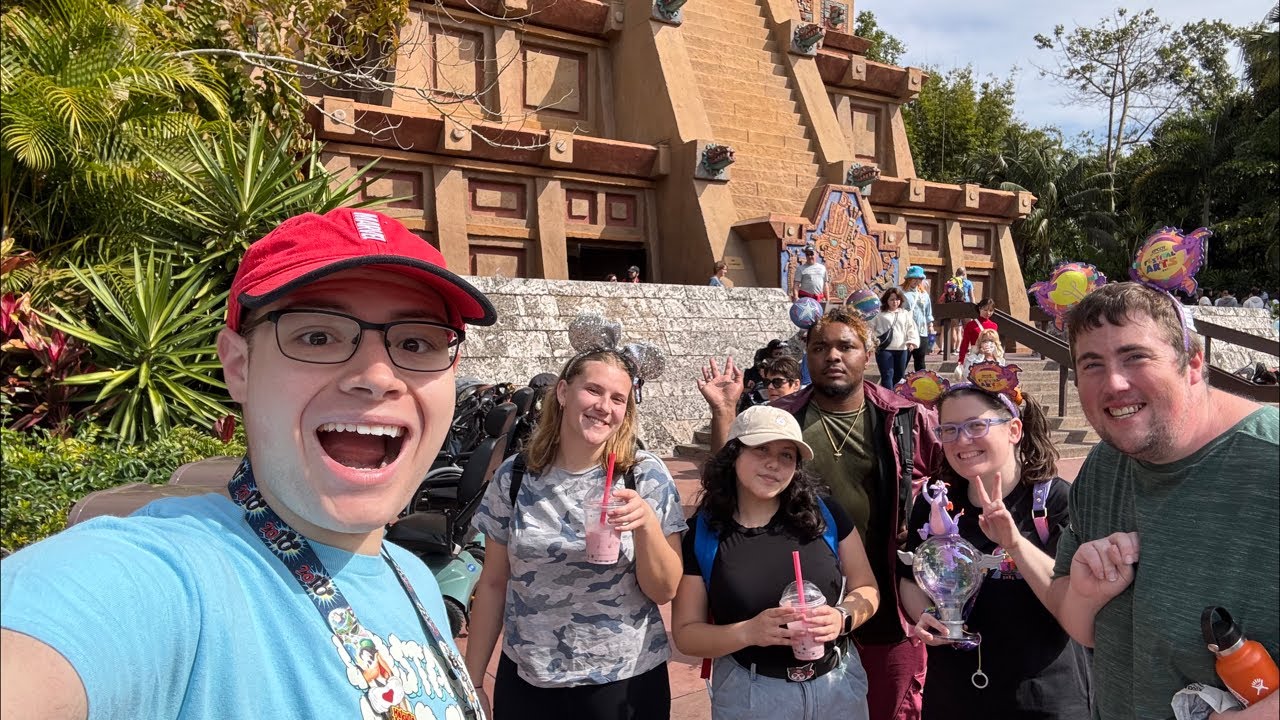 EPCOT with friends - YouTube