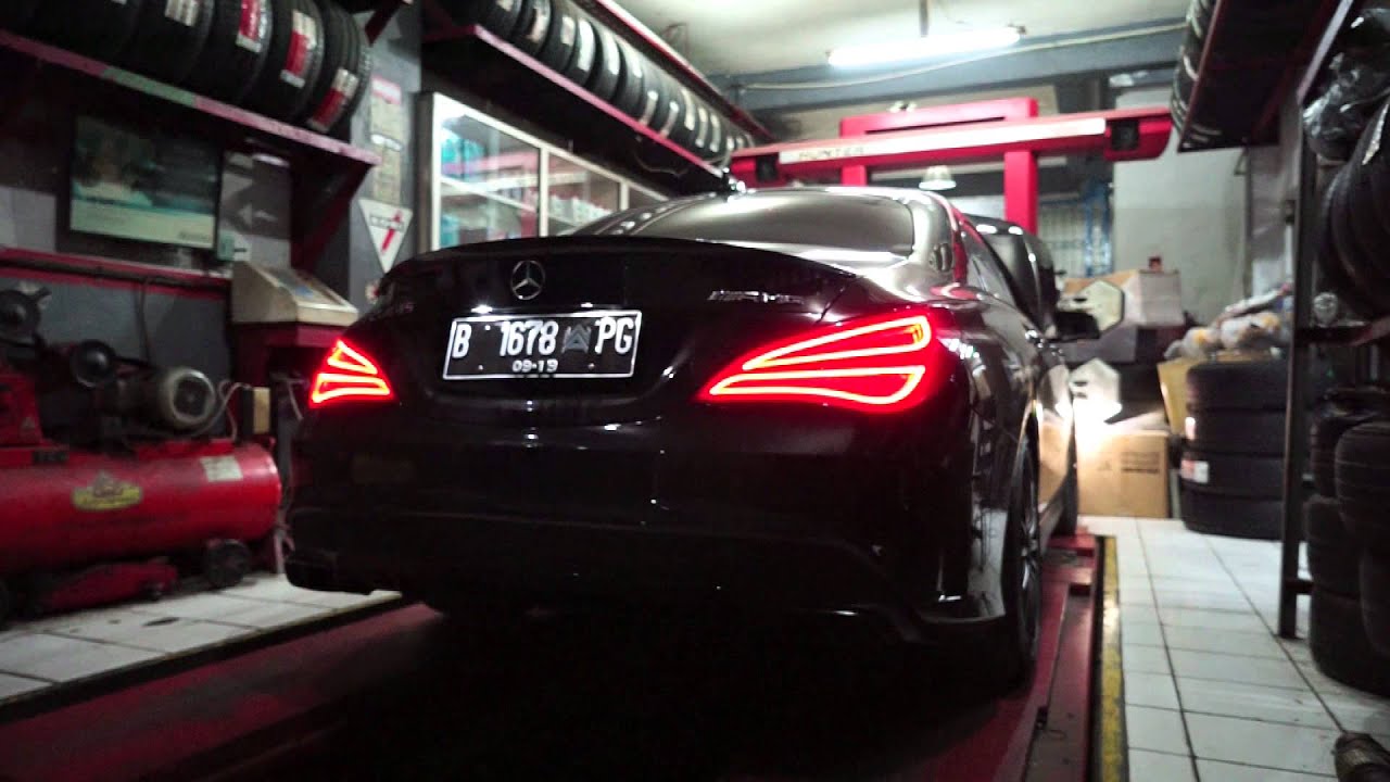 Loud revs! Mercedes Benz CLA45 AMG x Armytrix Catless Performance ...