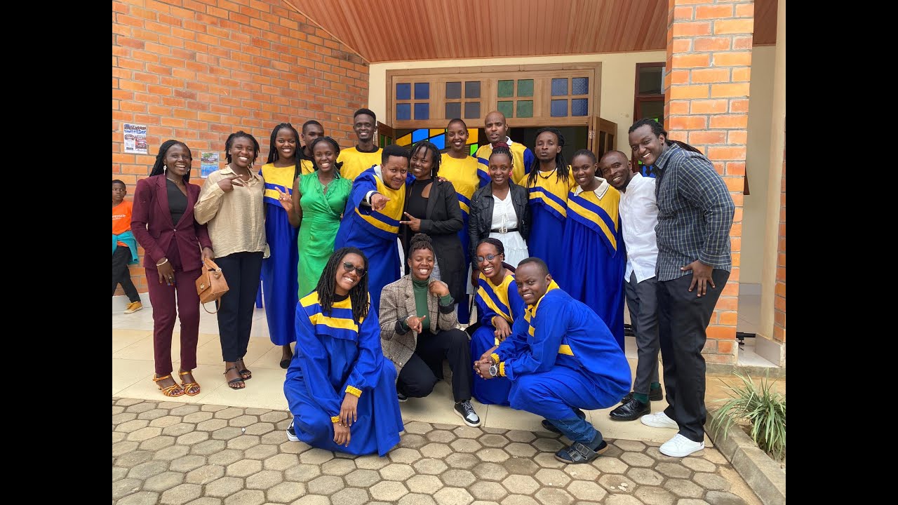 Yezu Wanjye & Nzohaguruka - YouTube