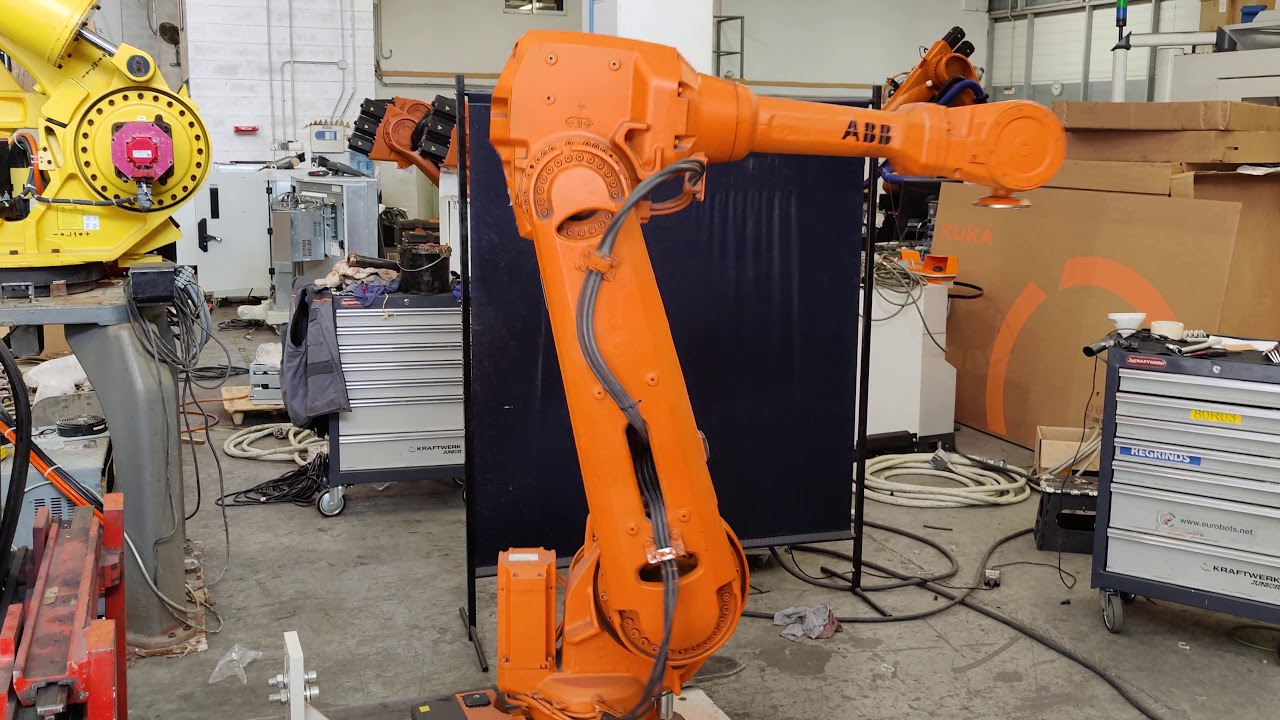 Robot ABB IRB4600 M2004 at Eurobots - YouTube