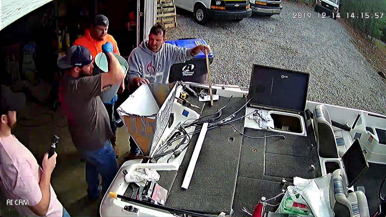 Transom seacast pour - YouTube