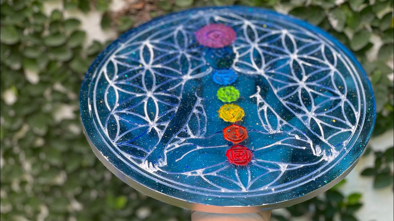 Bandeja de resina alineación chakras / chakra resin tray - YouTube
