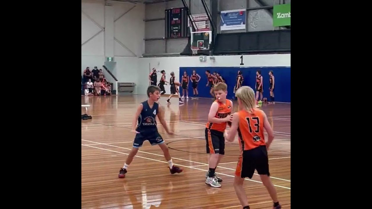 Eastern Suns U14 D5 WABL highlights against Willetton Tigers U14 - YouTube