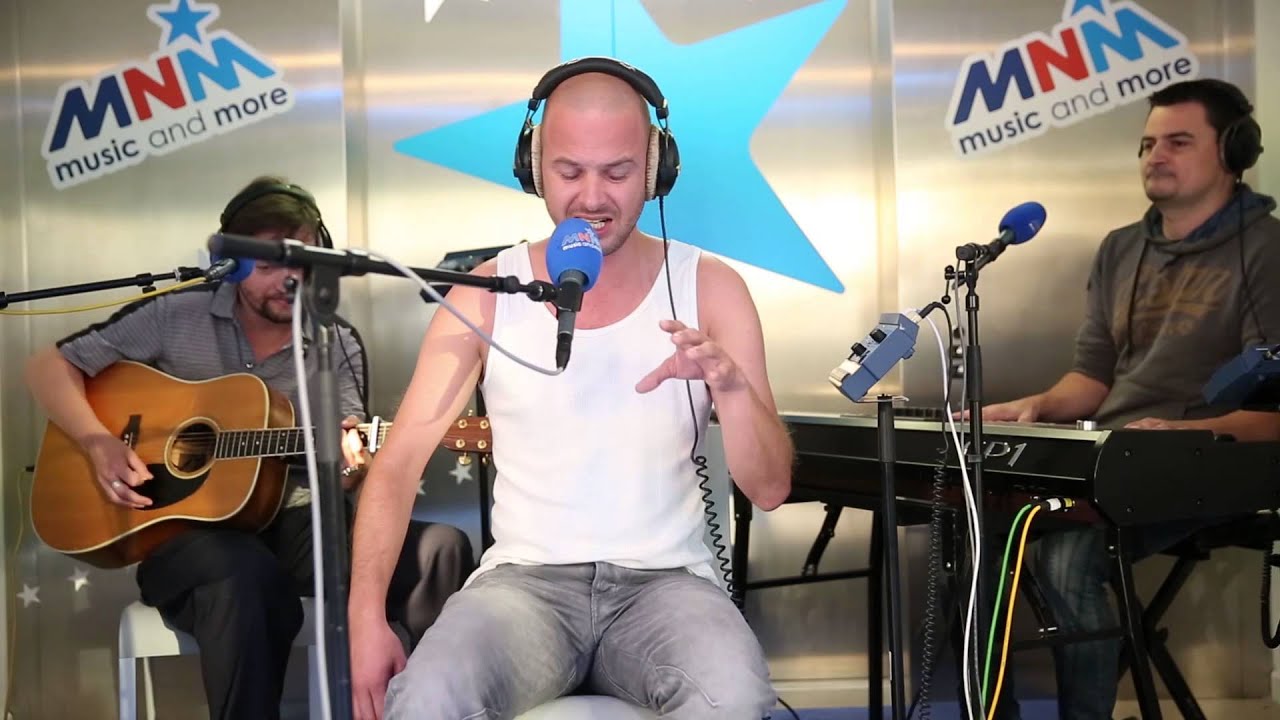 MNM: Stan Van Samang - Summerbreeze - YouTube