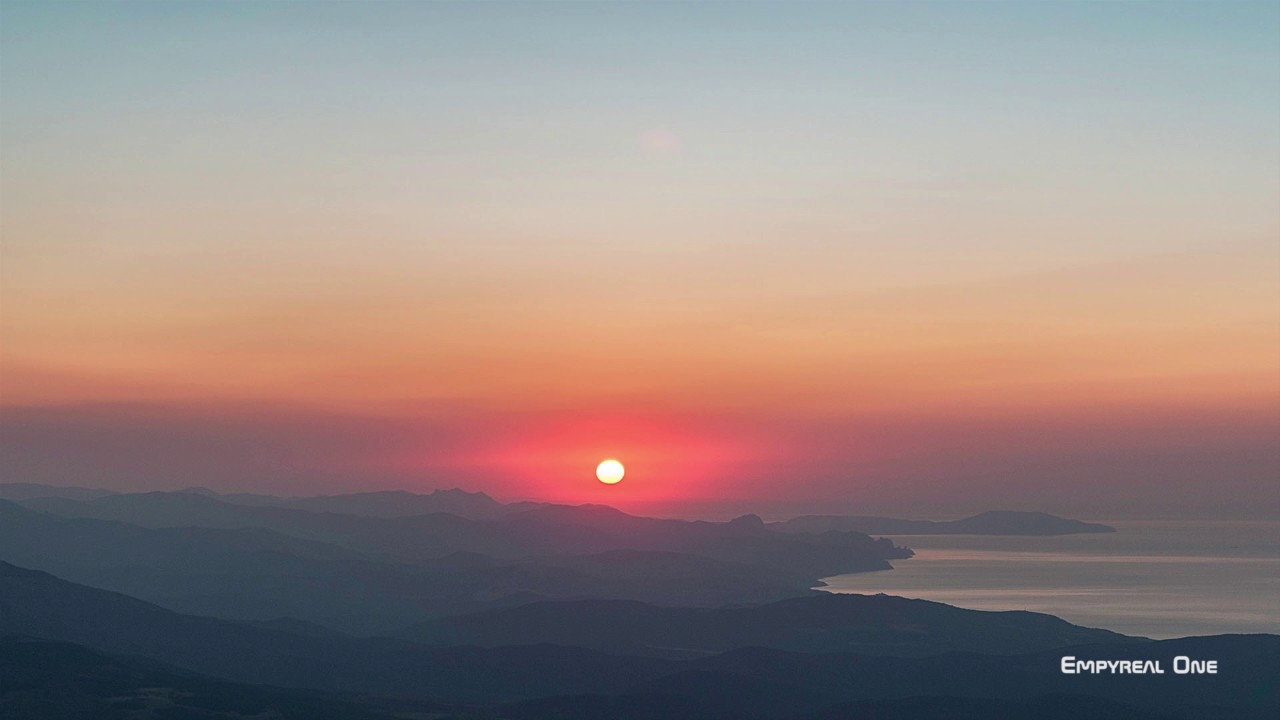 HyperNewbie - Sunrise. Free music. Creative Commons License. - YouTube