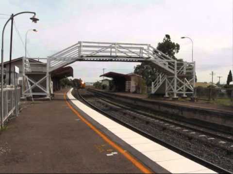 Two generations of express trains - YouTube