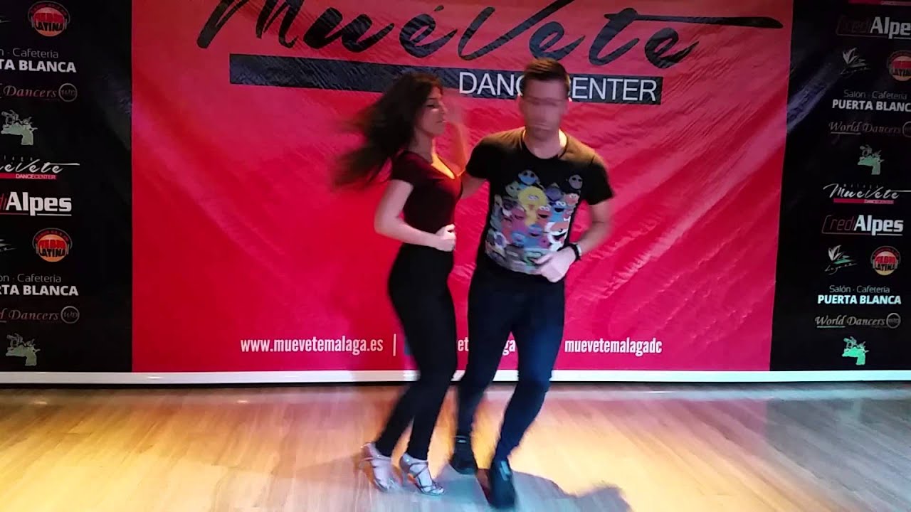 Salsa cubana Valdi muevete noviembre - YouTube